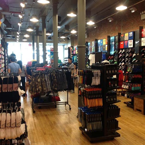 NYC Architect | Design Of A Foot Locker Store In NYC | Kohn Architecture